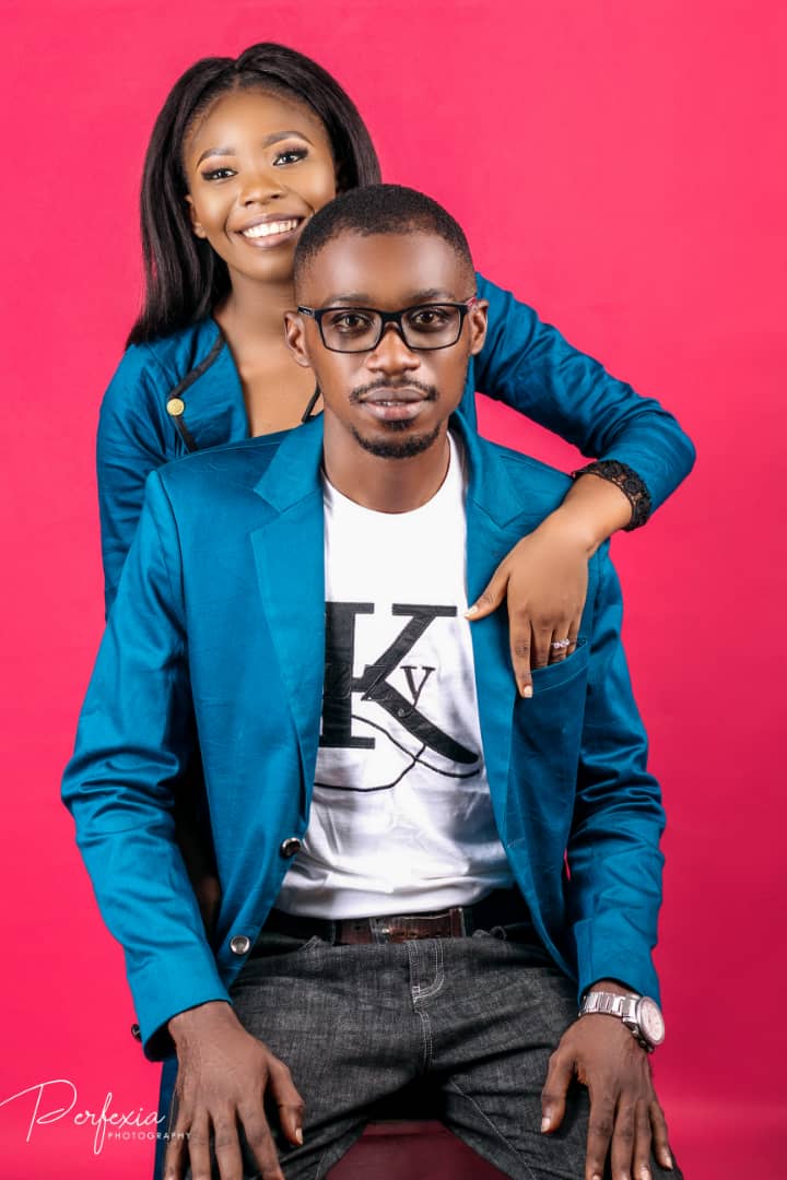 Cute pre-wedding photos of a young senior police officer and his lawyer ...