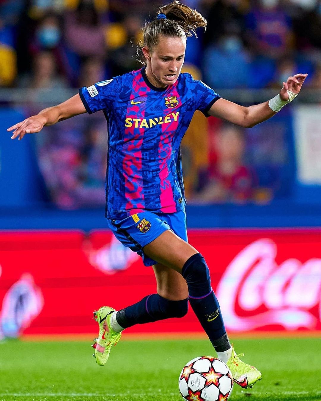 How to Vote: Barcelona's Caroline Graham Hansen nominated for BBC Women ...