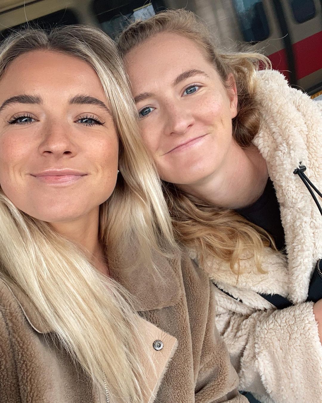 Meet beautiful football sisters, Kristie and Sam Mewis who play for US ...